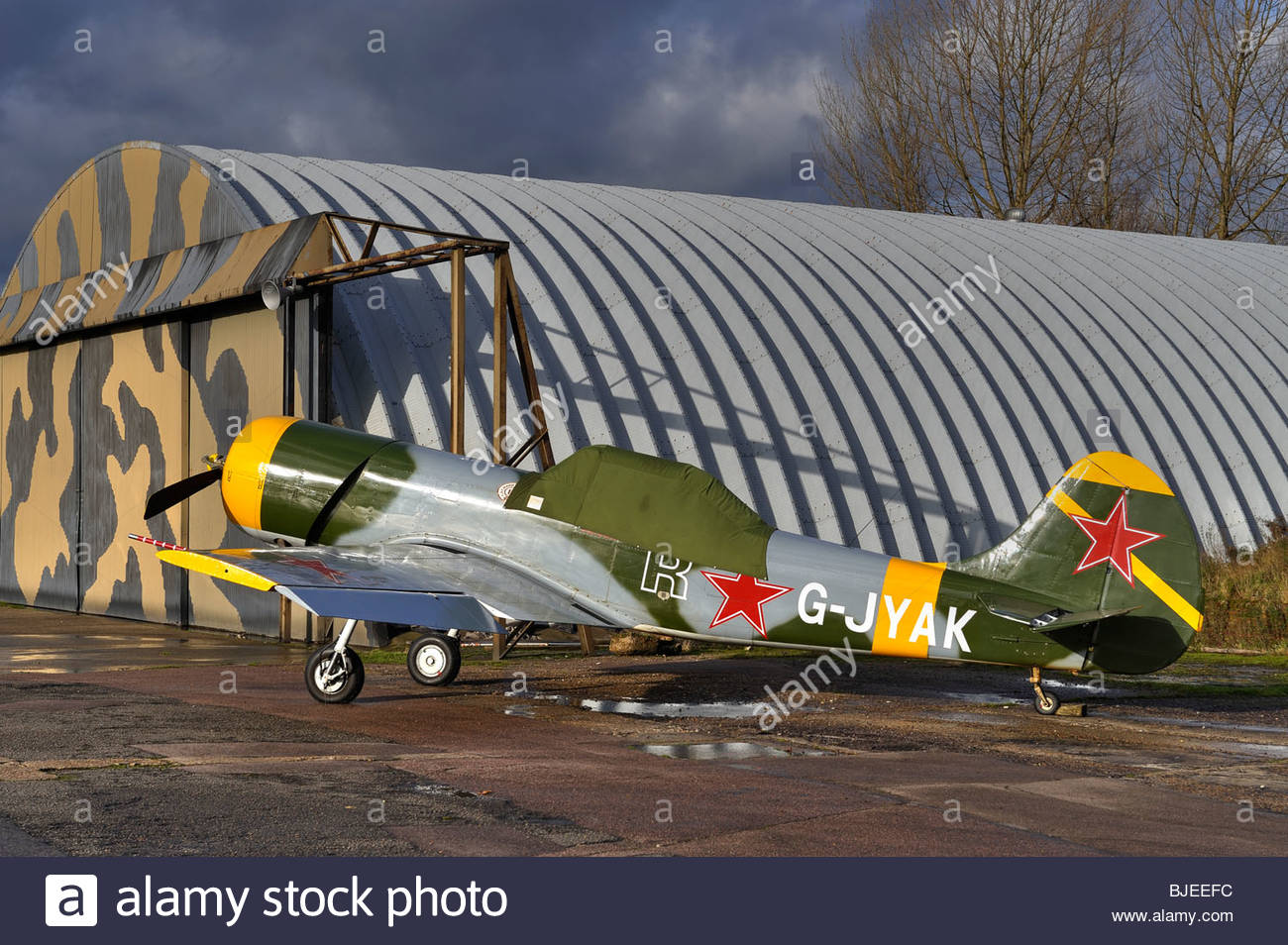 A 50 Aircraft High Resolution Stock Photography and Images - Alamy