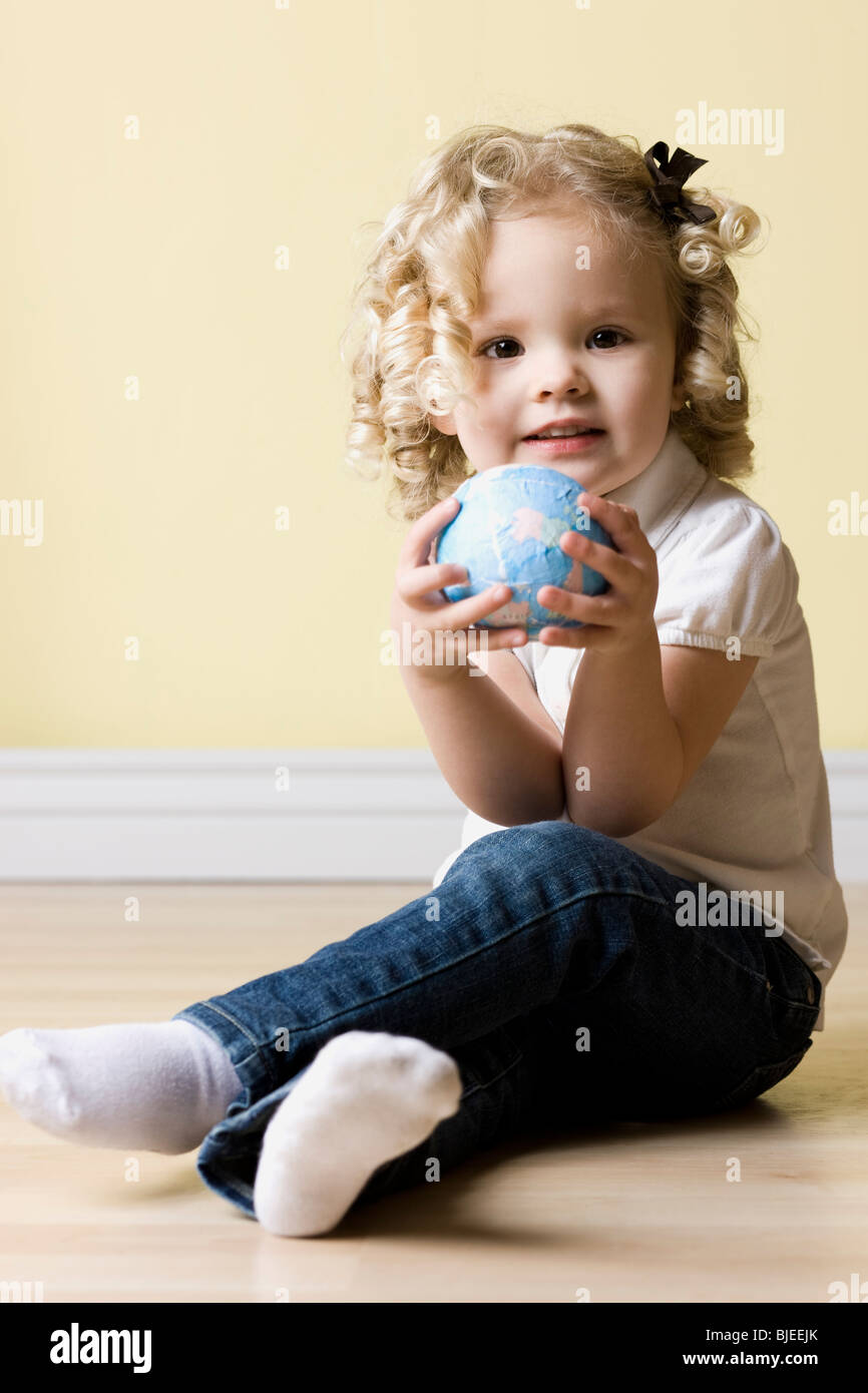 little girl with globe Stock Photo - Alamy little girl with globe Stock Photo - Alamy
