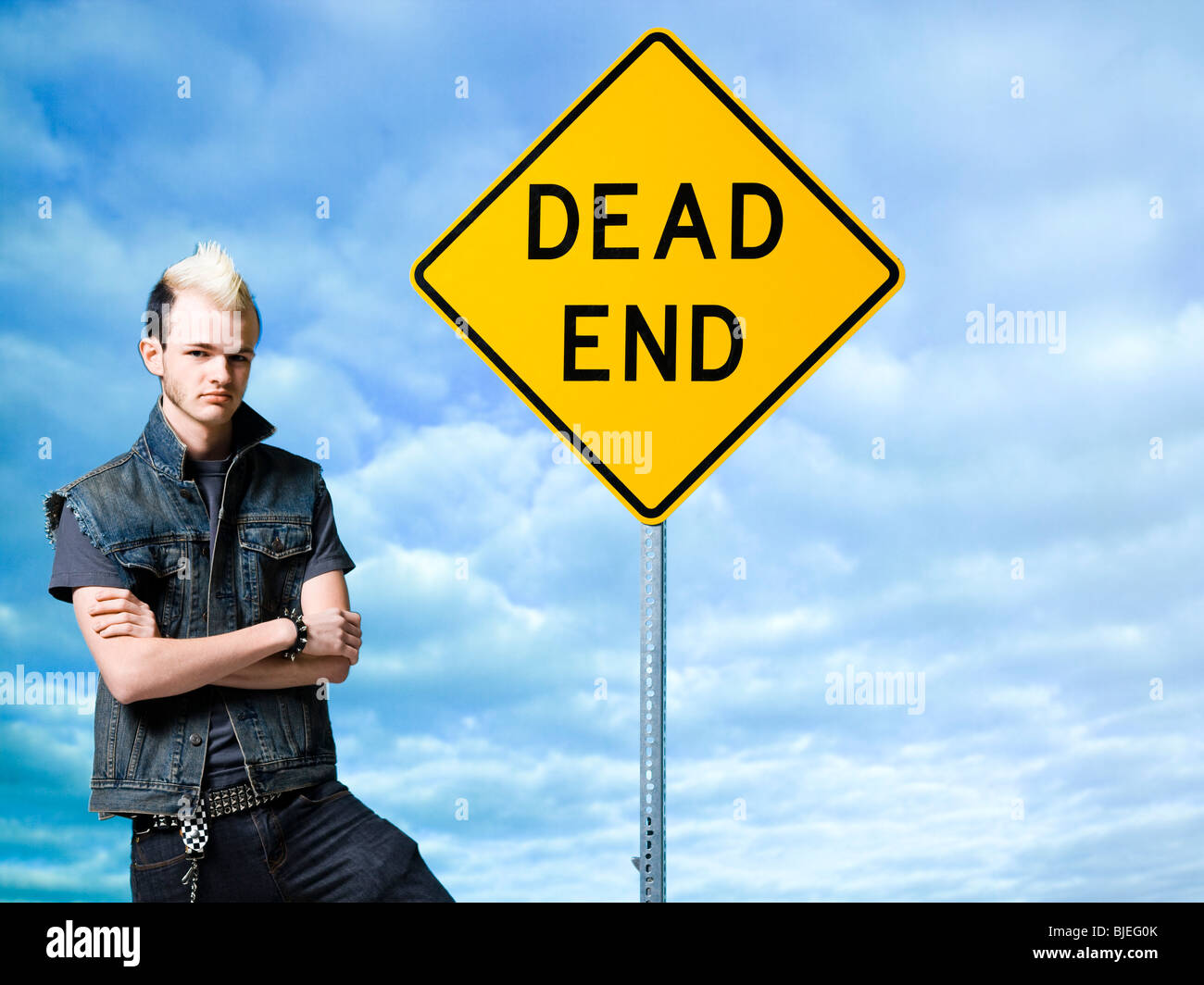 Dead End Road High Resolution Stock Photography and Images - Alamy