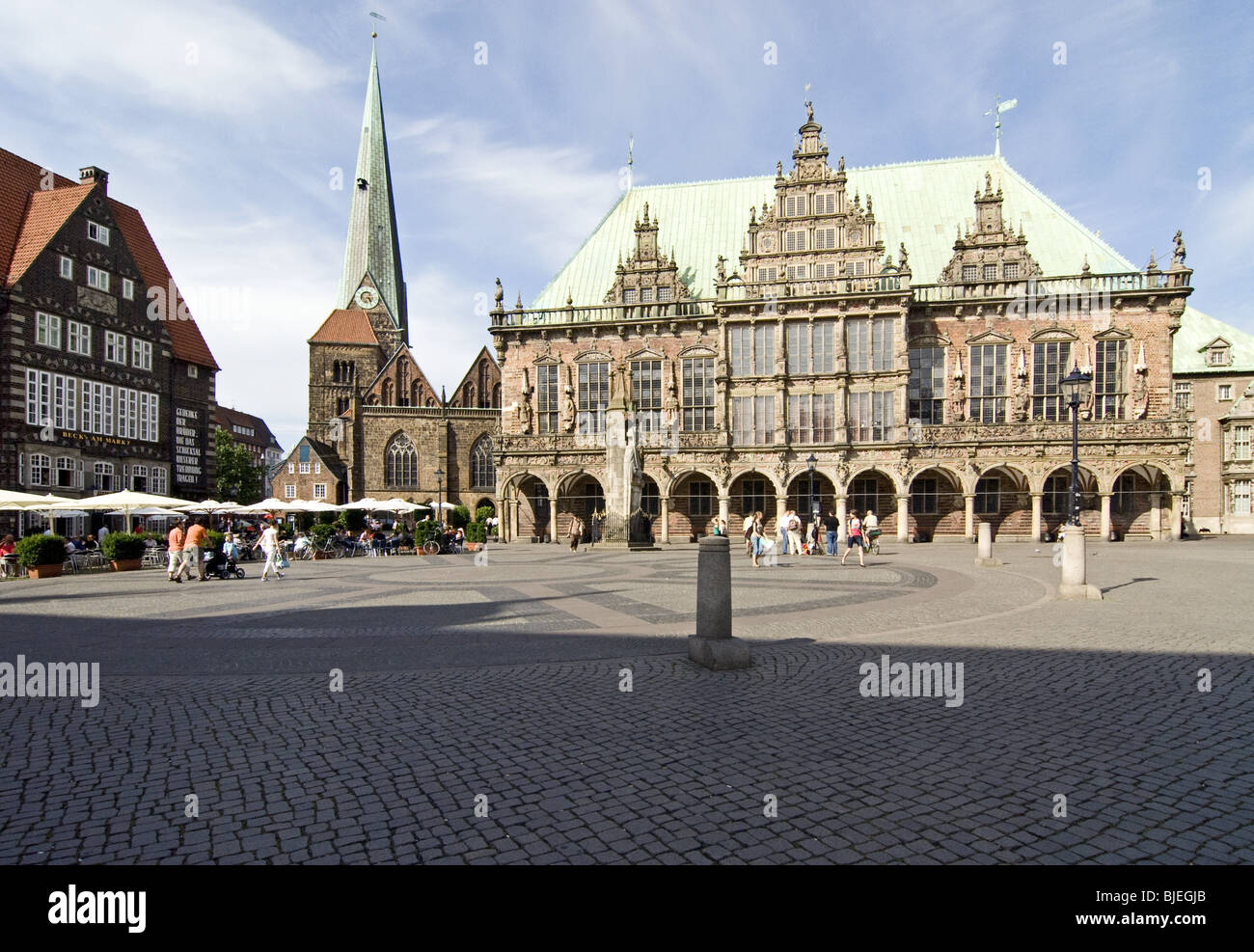 Town hall and church at the market square in Bremen, Germany Stock ...