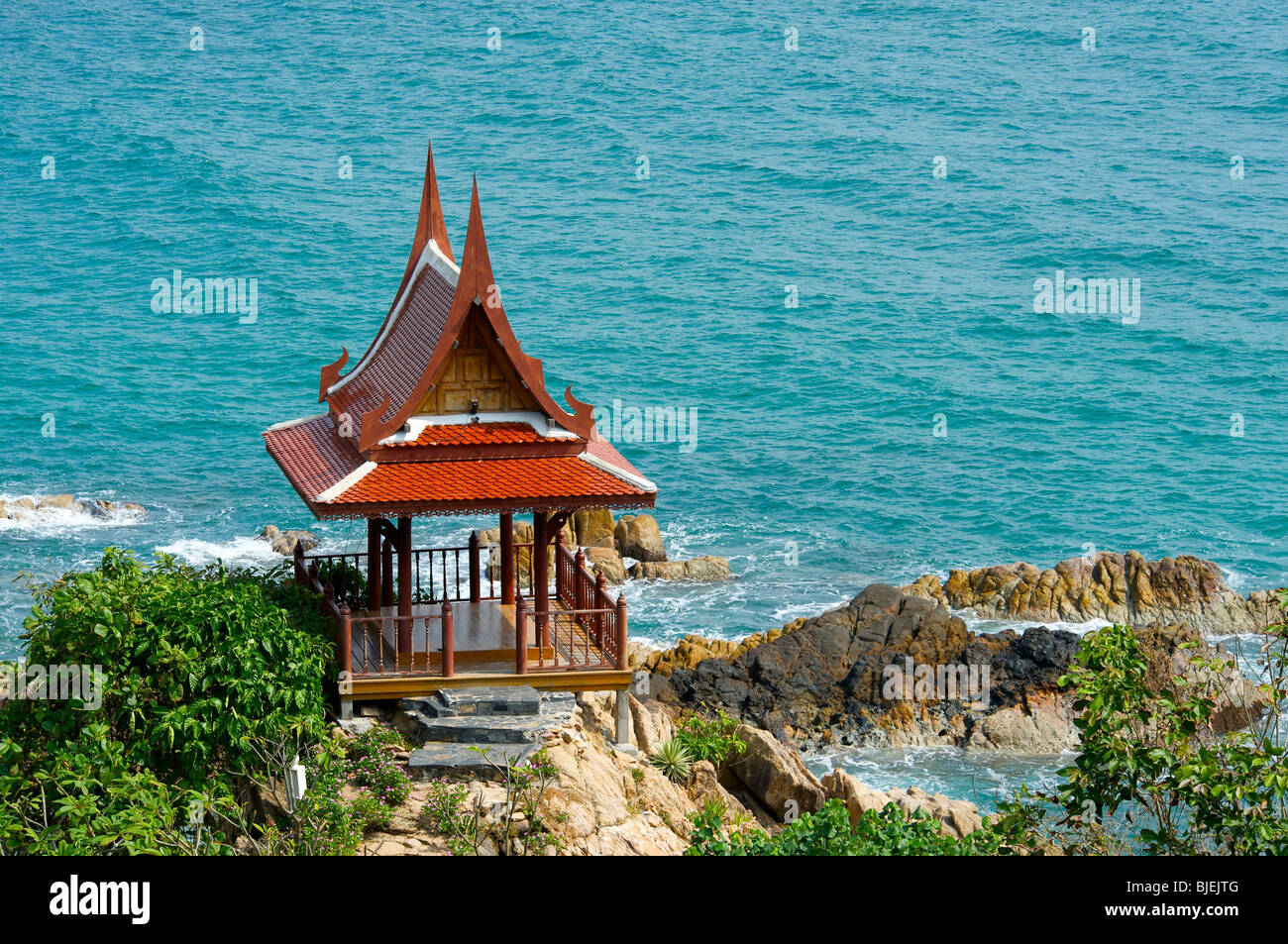 Temple, Choeng Mon Bay, Ko Samui, Thailand Stock Photo - Alamy