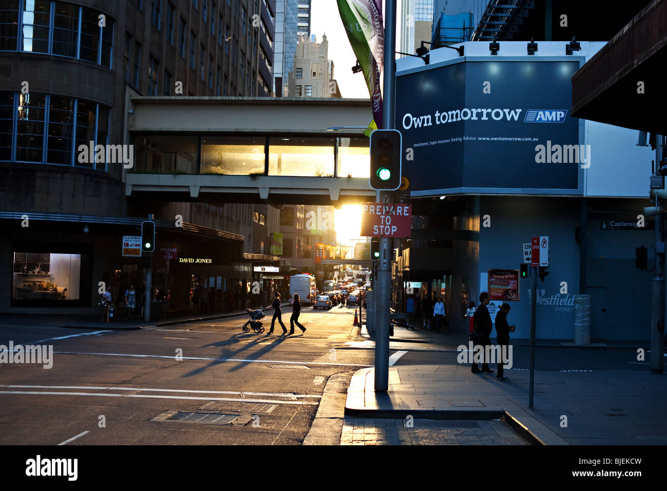 Australian street city sun hi-res stock photography and images - Alamy