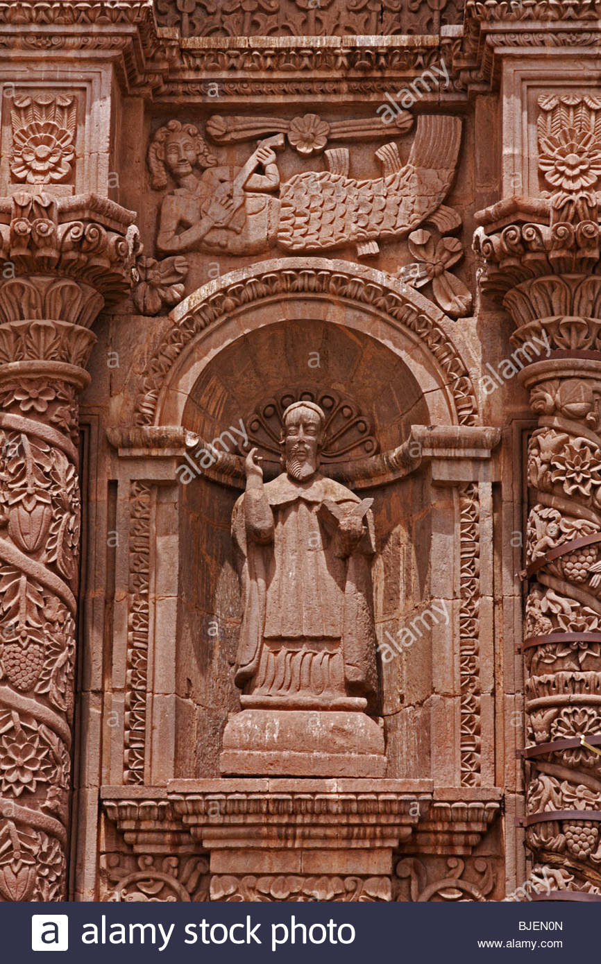 Peru Statue High Resolution Stock Photography and Images - Alamy