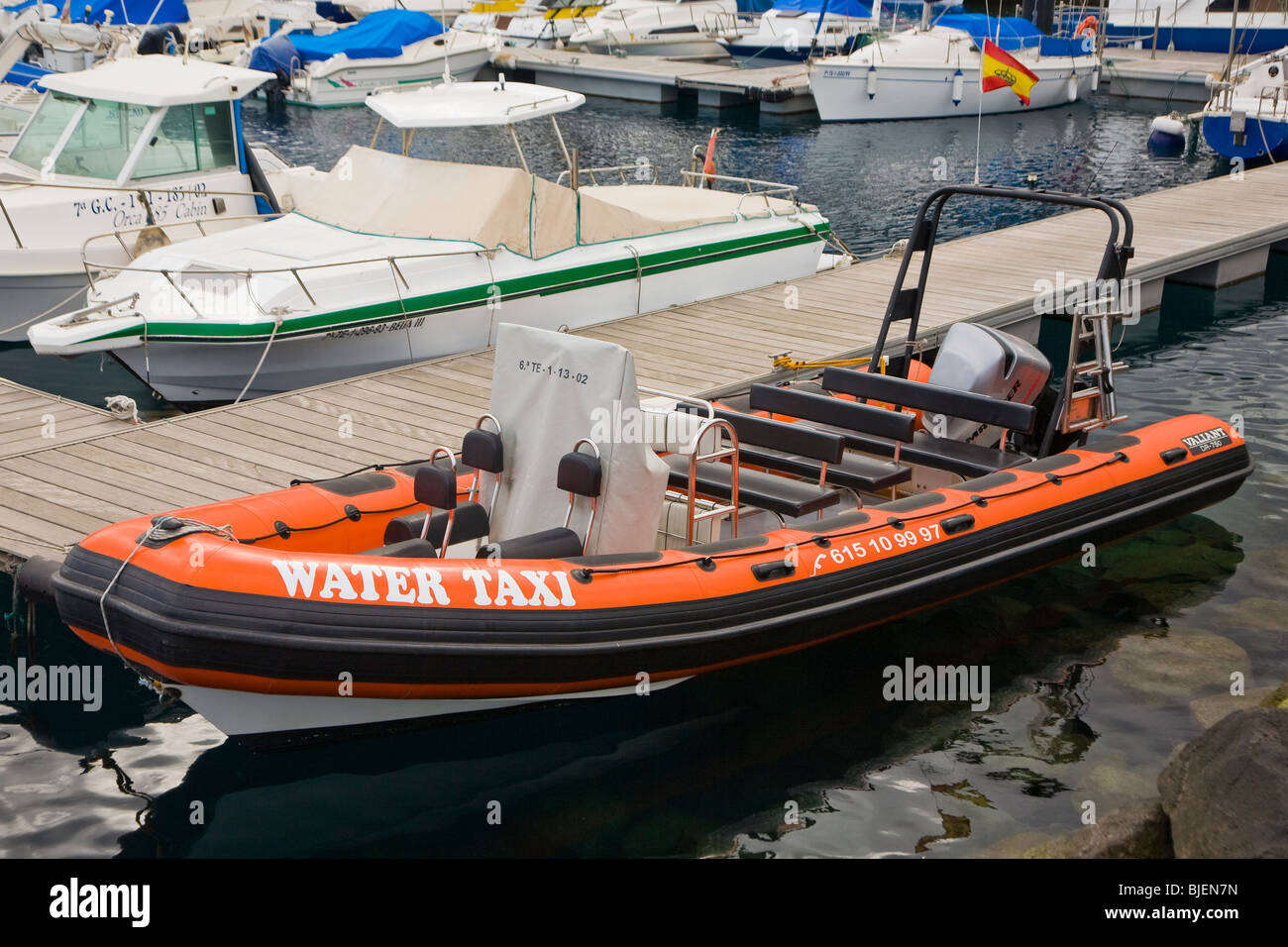 Gui gui hi-res stock photography and images - Alamy