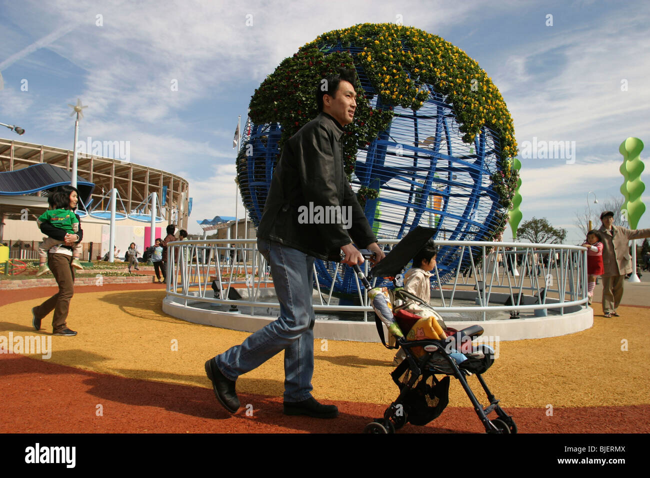 World expo 2005 aichi japan hi-res stock photography and images - Alamy