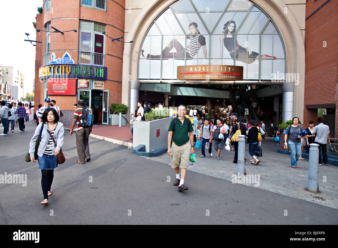 Paddys market chinatown hi-res stock photography and images - Alamy