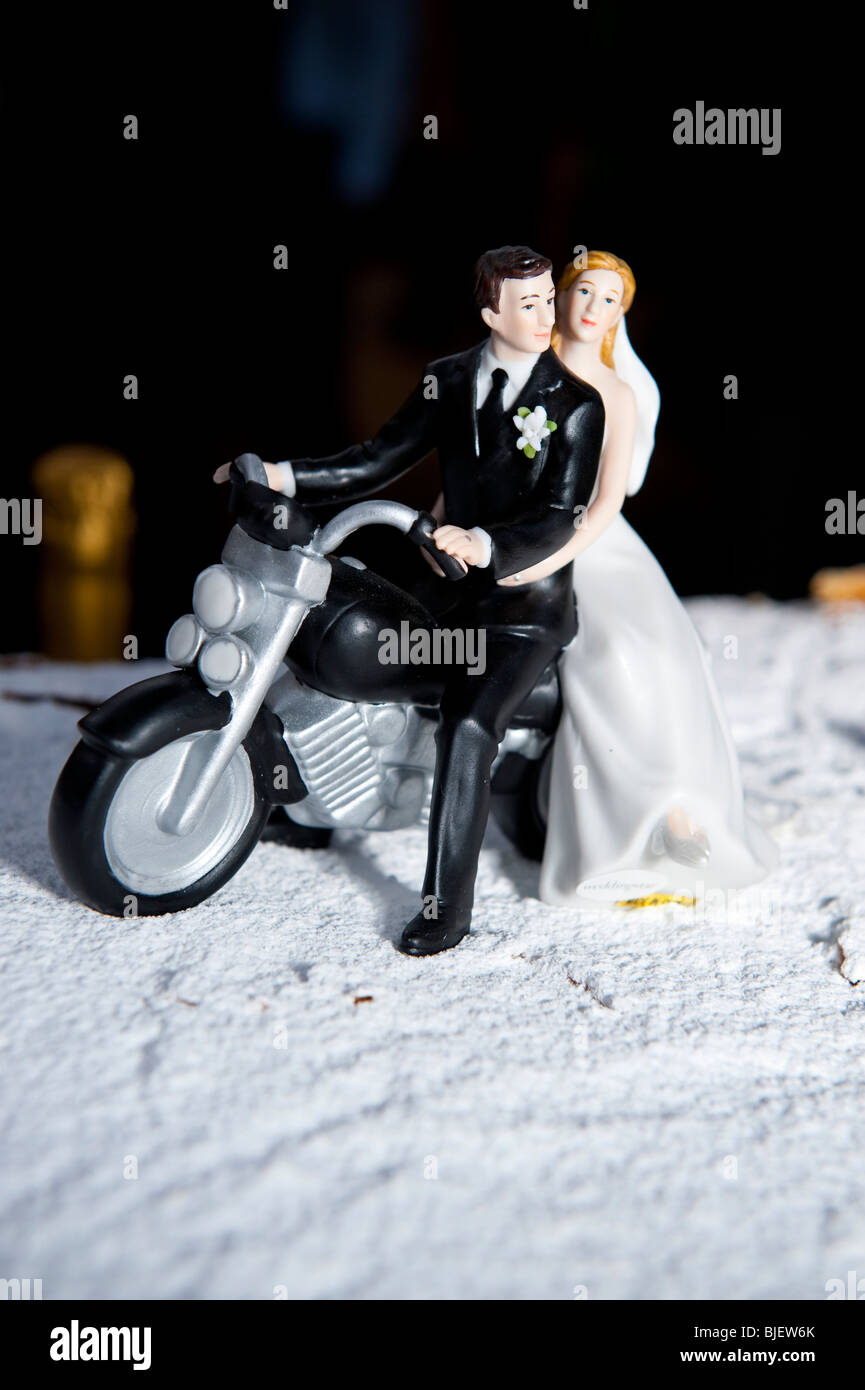 Motorcycle wedding hi-res stock photography and images - Alamy