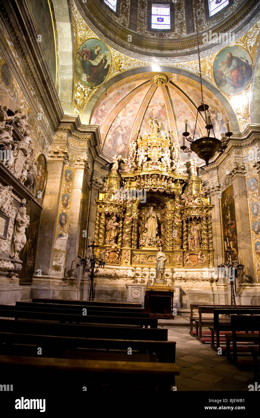 Spanish church interior domed ceiling hi-res stock photography and ...