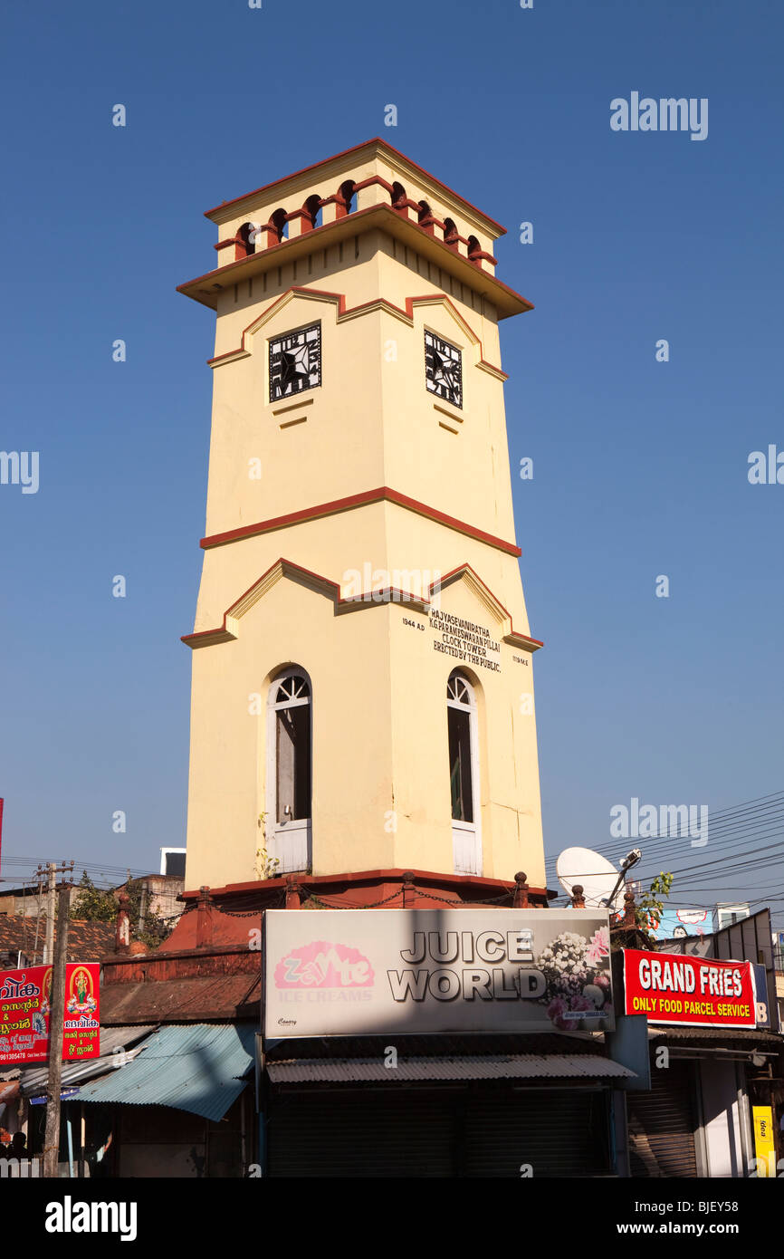 Town centre clock hi-res stock photography and images - Alamy