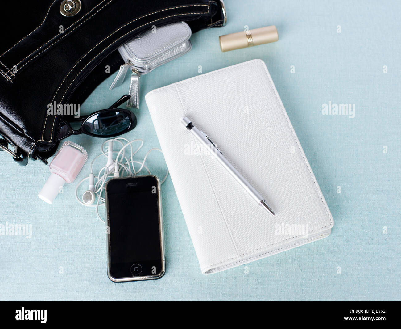 Spilled contents hi-res stock photography and images - Alamy