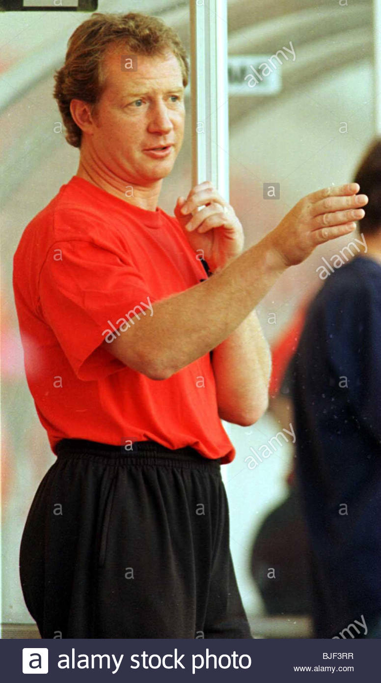 Jimmy Nicholl Football Stock Photos & Jimmy Nicholl Football Stock ...