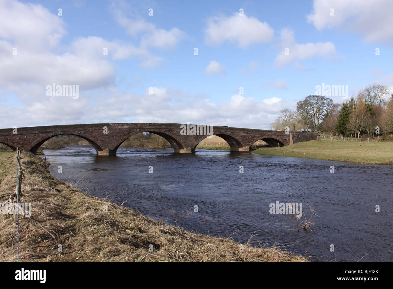 Arch bridge scotland hi-res stock photography and images - Alamy