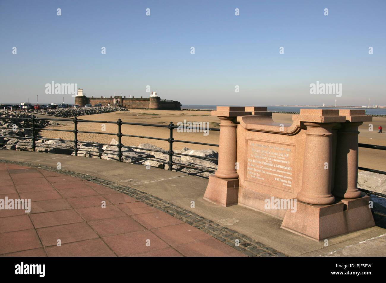 Town of Wallasey, England. New Brighton promenade and beach with Fort ...