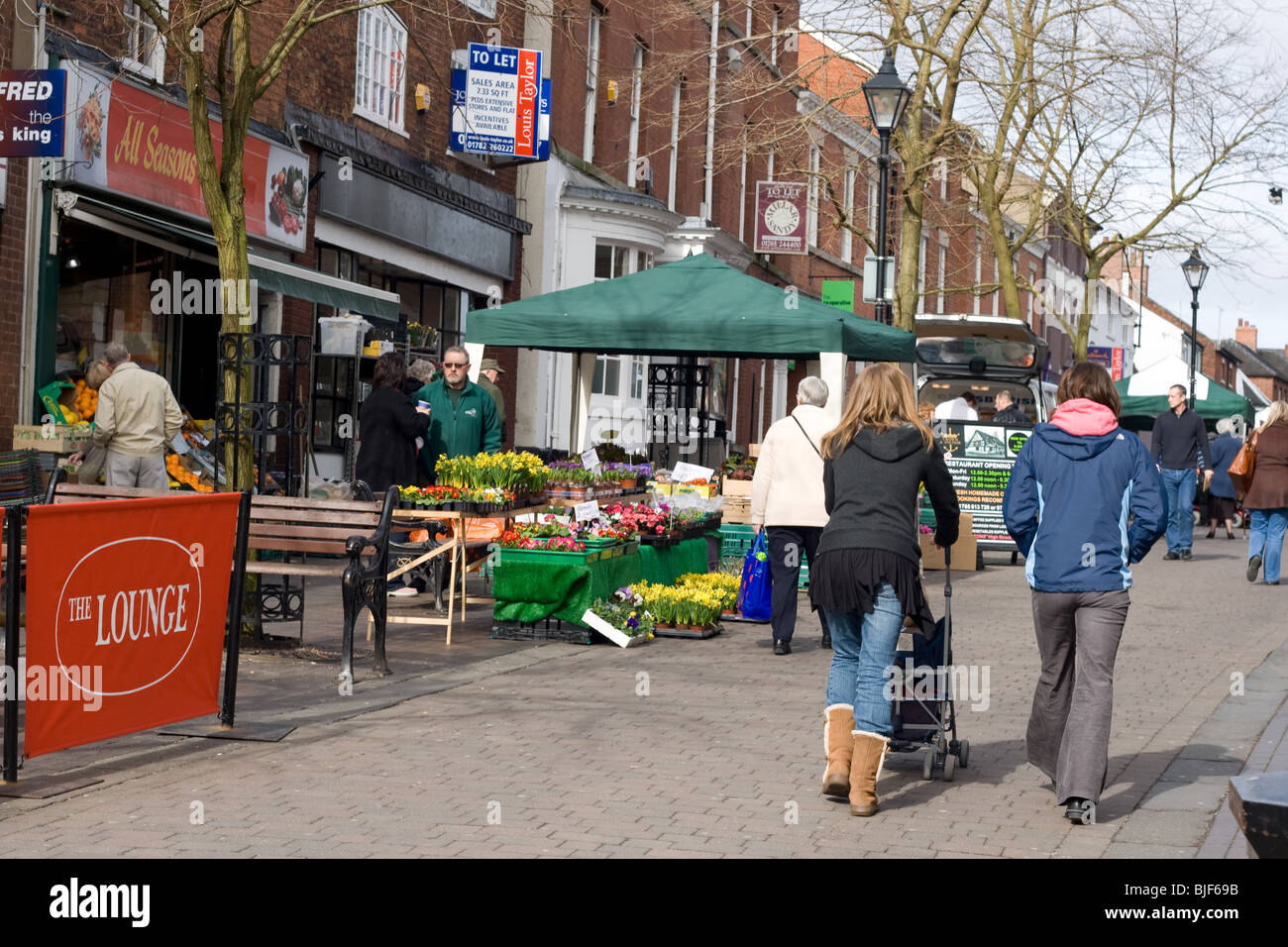 Shoppers in the High Street, Stone, Staffordshire Stock Photo - Alamy