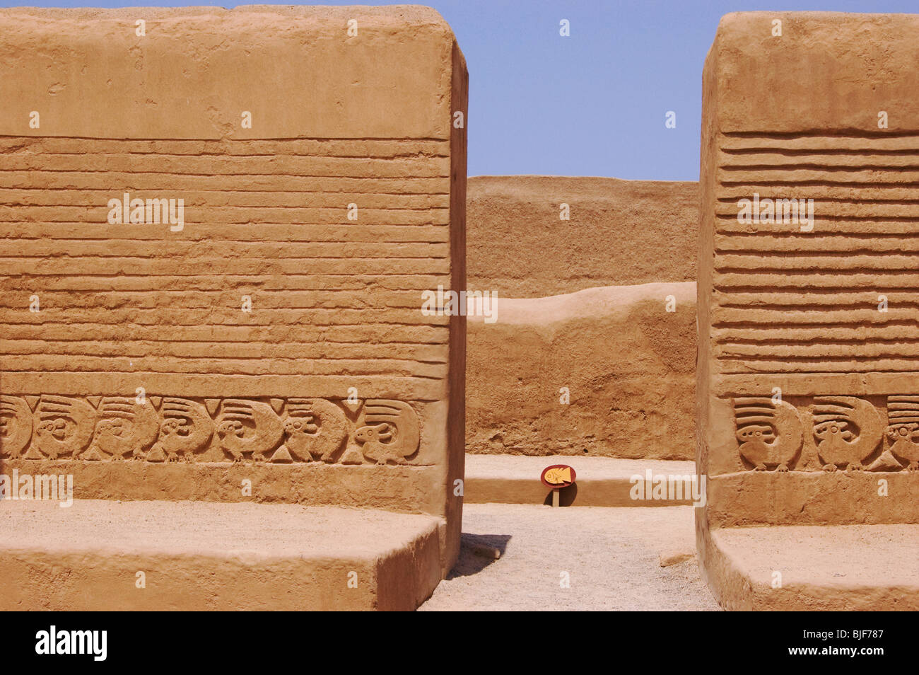 chan chan, near Trujillo, peru Stock Photo - Alamy