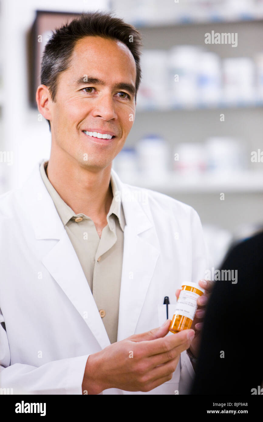 pharmacist at work Stock Photo - Alamy