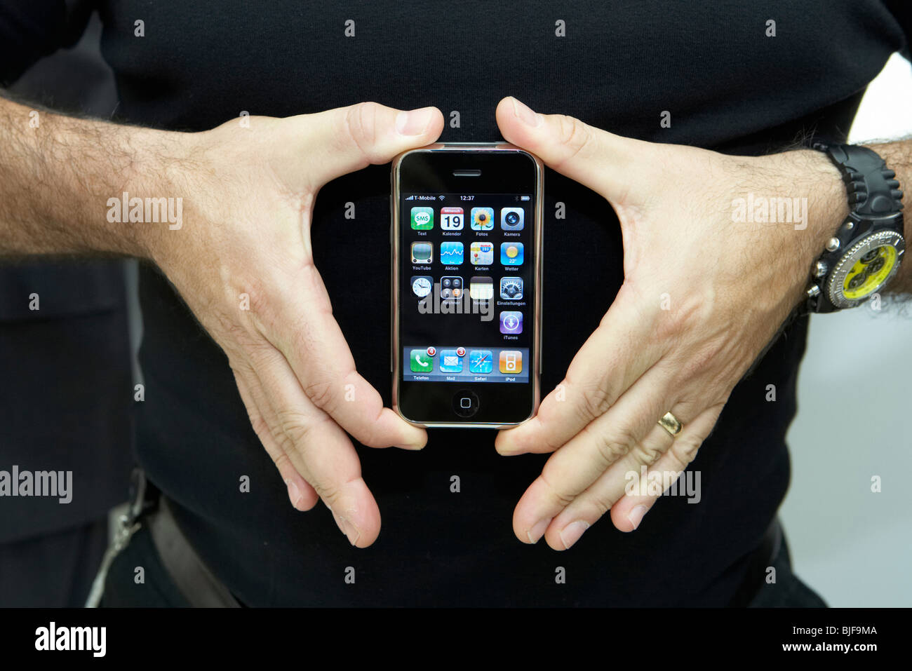 Apple inc advertising hi-res stock photography and images - Alamy