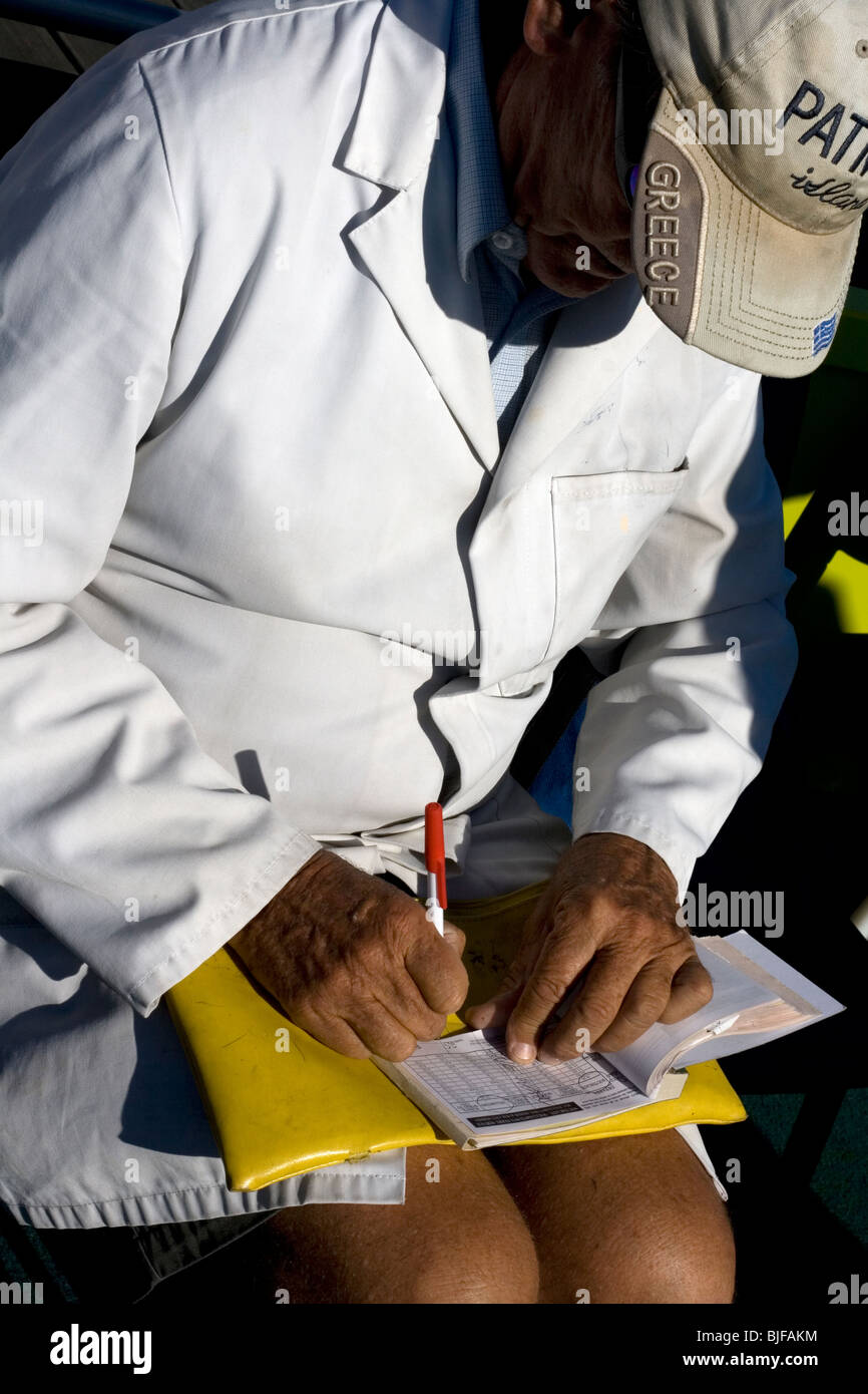 Official writing hi-res stock photography and images - Alamy