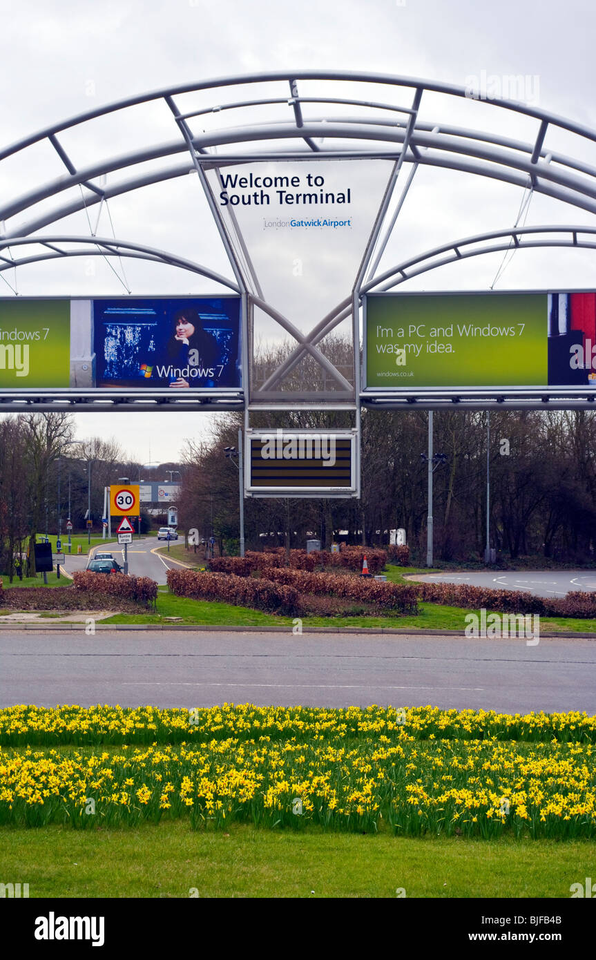 Welcome To South Terminal Sign At London Gatwick Airport Stock Photo ...