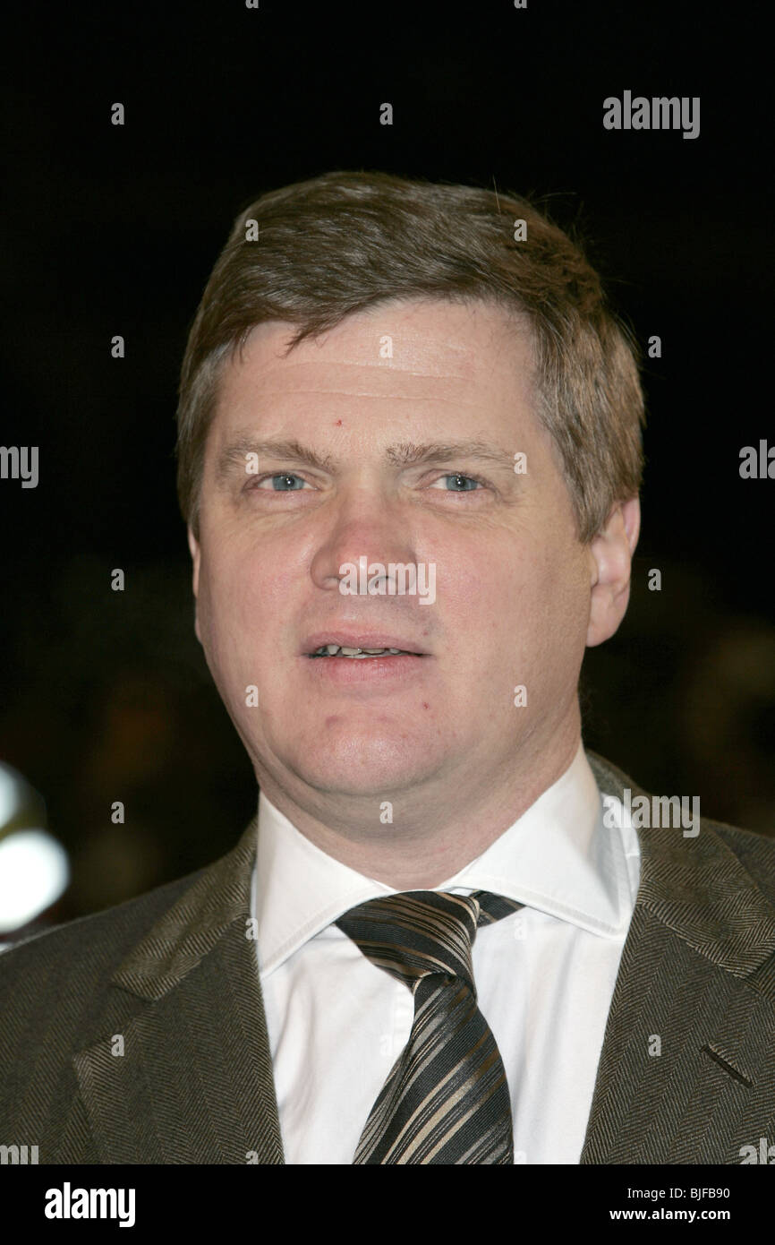 RAY MEARS DEFIANCE FILM PREMIERE ODEON CINEMA WEST END LEICESTER SQUARE ...