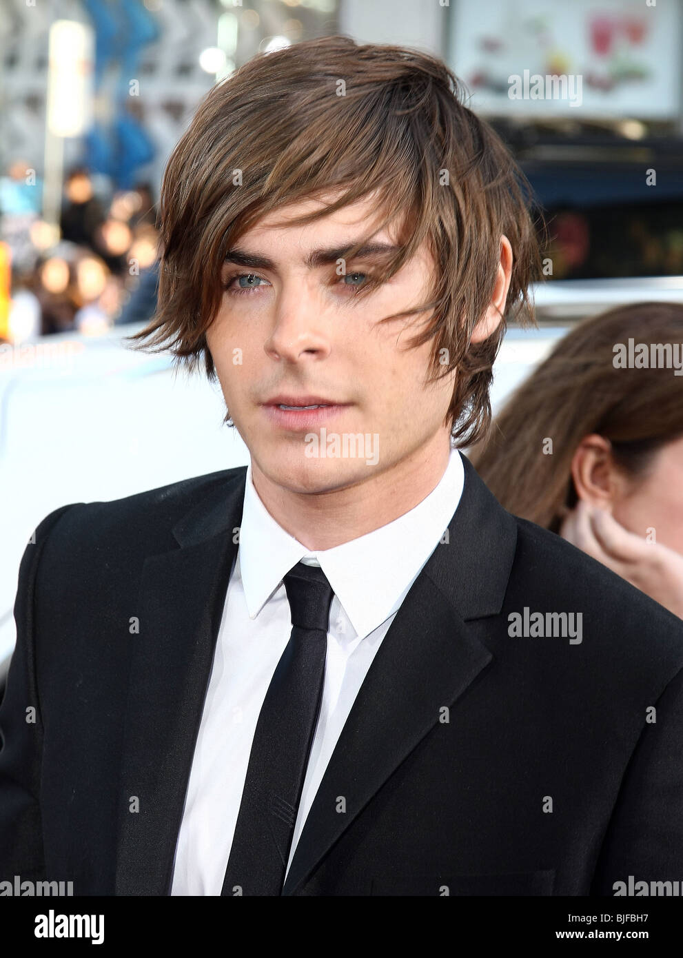 ZAC EFRON 17 AGAIN LOS ANGELES PREMIERE HOLLYWOOD LOS ANGELES CA USA 14 ...