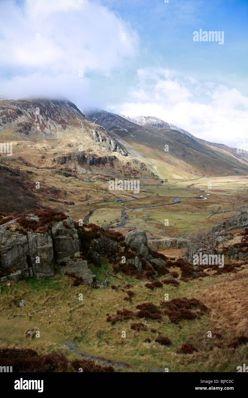 U Shaped Valley Uk High Resolution Stock Photography and Images - Alamy