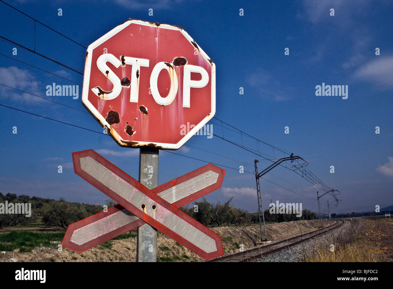 level crossing without barriers Stock Photo - Alamy