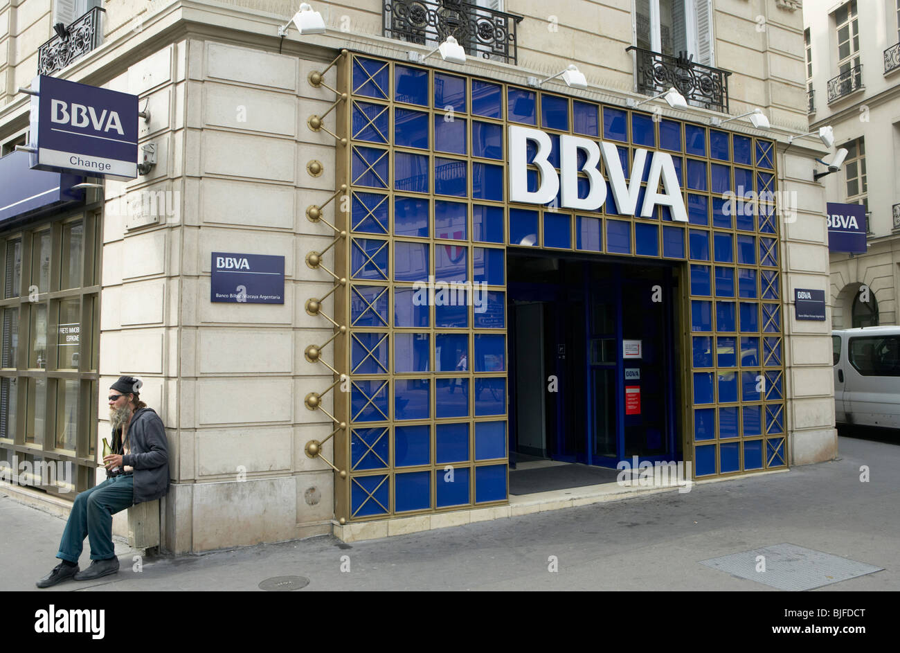 The BBVA branch office building, Paris, France Stock Photo - Alamy