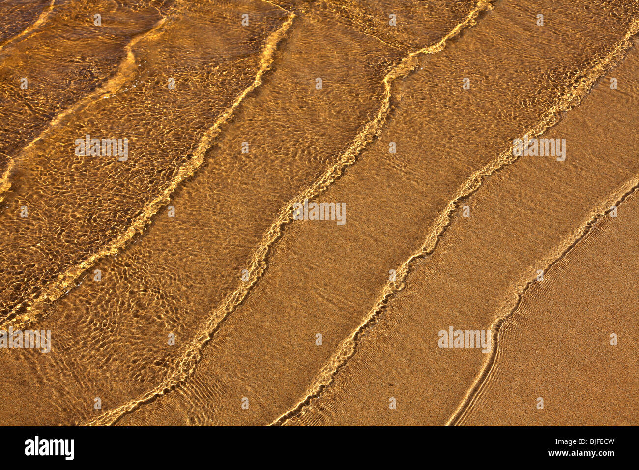 Incoming tide hi-res stock photography and images - Alamy