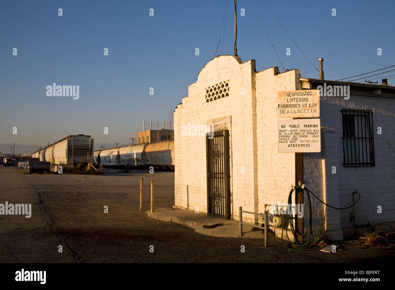 Yard in Vernon, Los Angeles, California, USA Stock Photo - Alamy