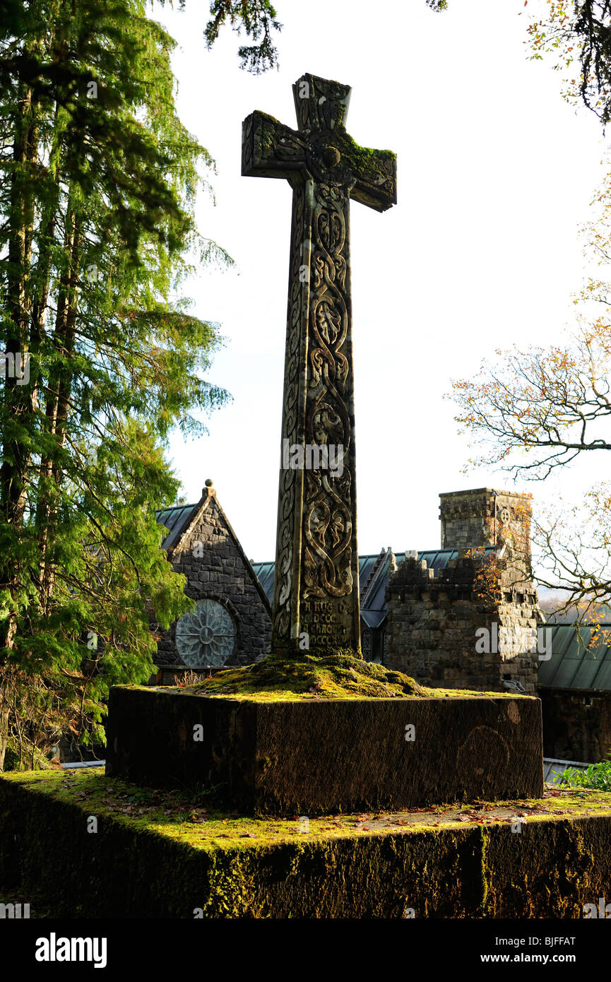 Celtic cross loch awe scotland hi-res stock photography and images - Alamy
