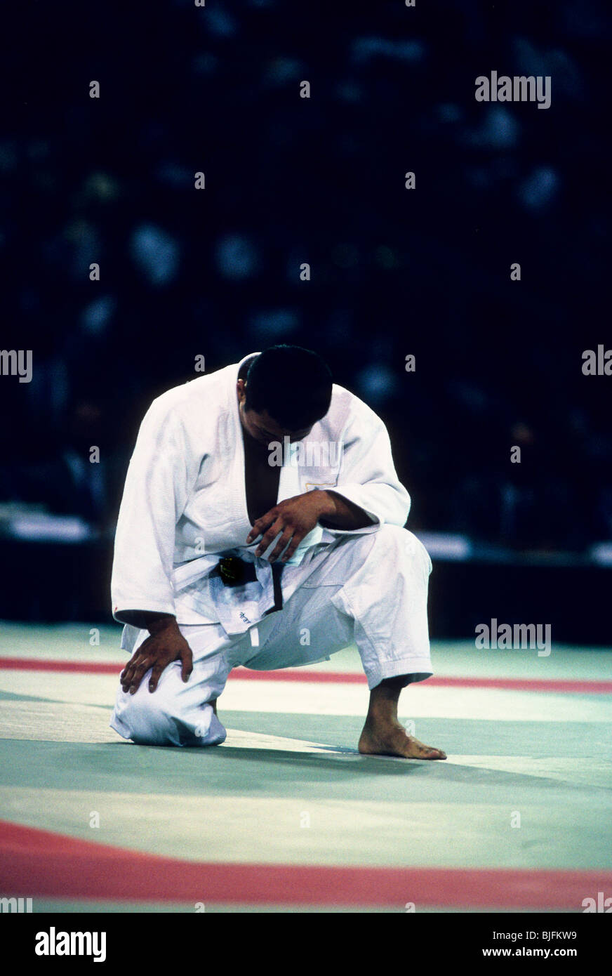 Karate Kneeling High Resolution Stock Photography and Images - Alamy