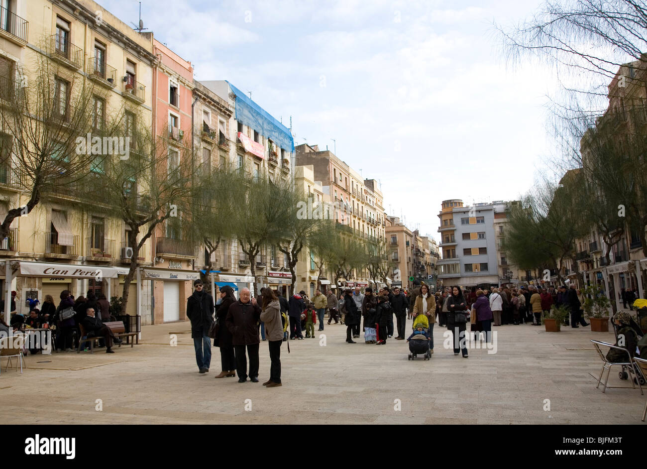 Pavement font hi-res stock photography and images - Alamy