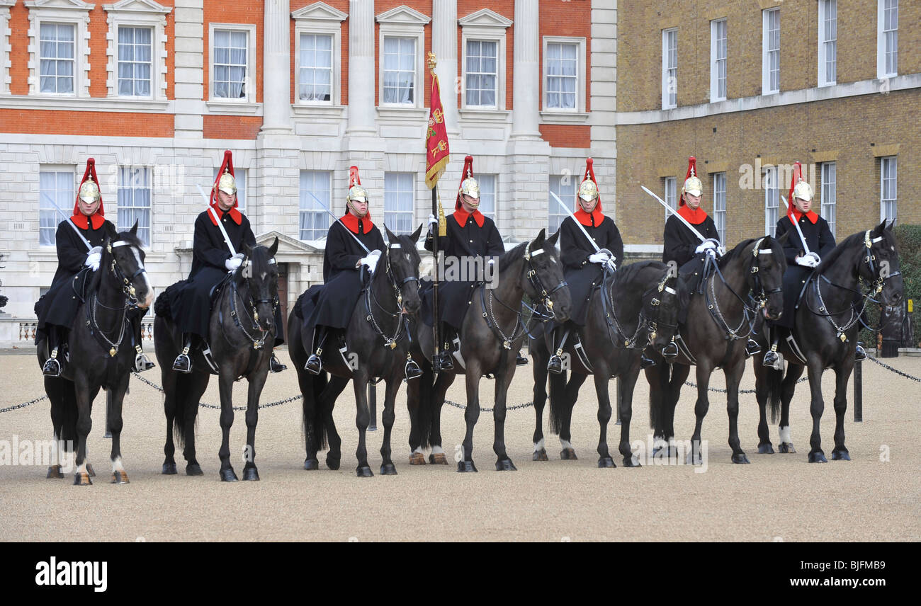 Horses horse guards parade london hi-res stock photography and images ...