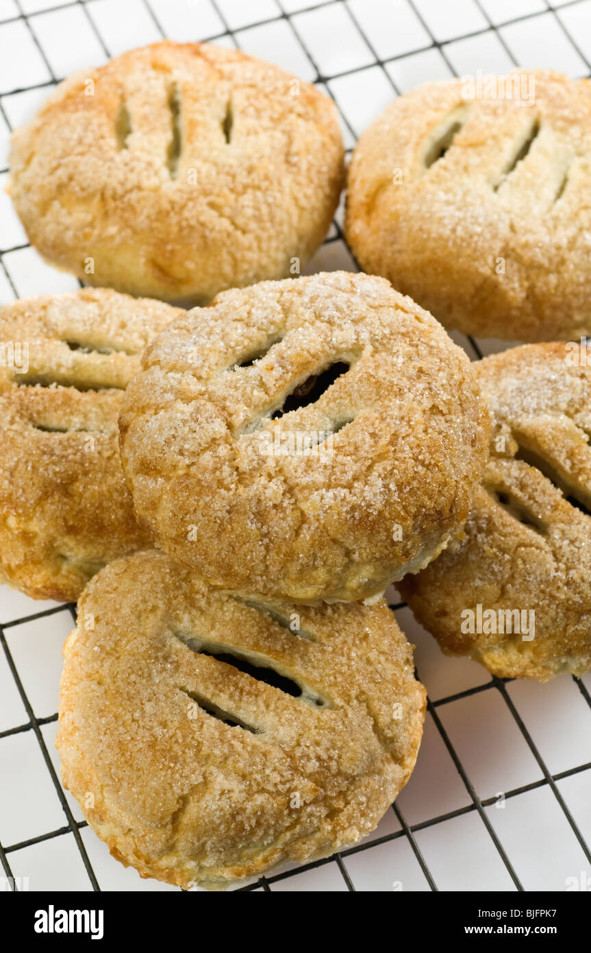 Eccles cake hi-res stock photography and images - Alamy