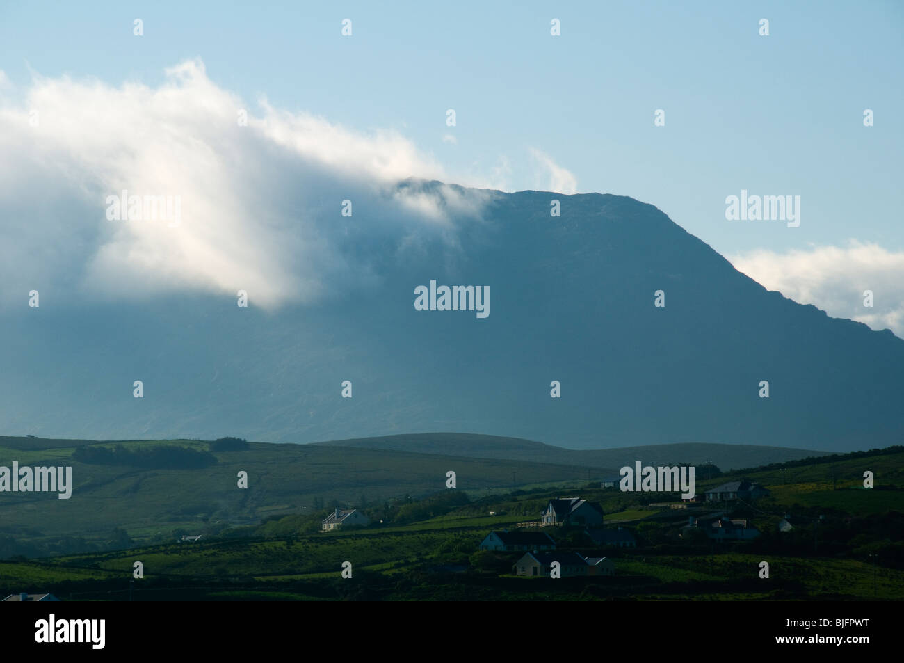 Orographic cloud on the Benchoona - Doughruagh hills, from Renvyle ...