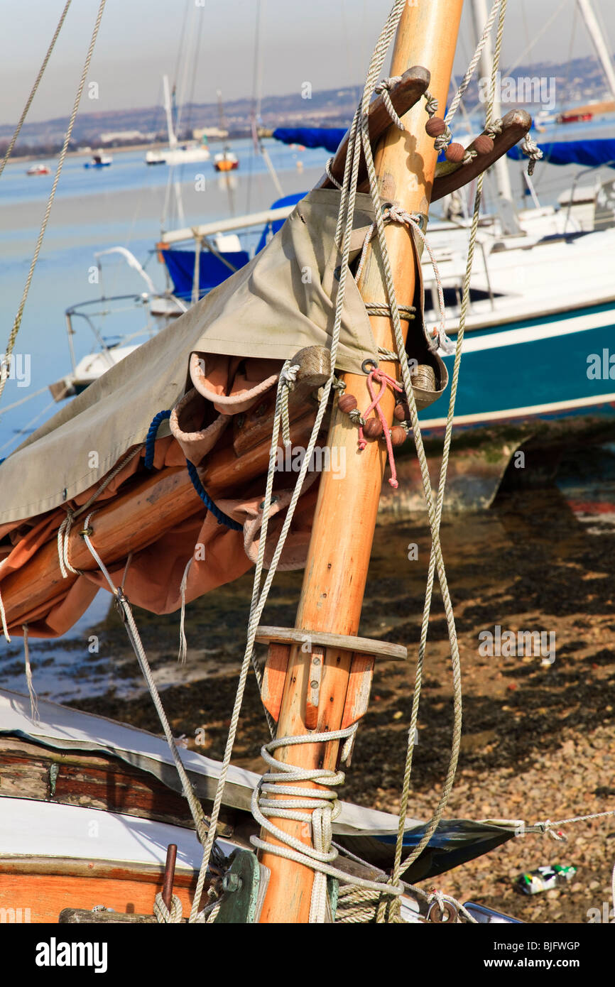 Timber boom hi-res stock photography and images - Alamy