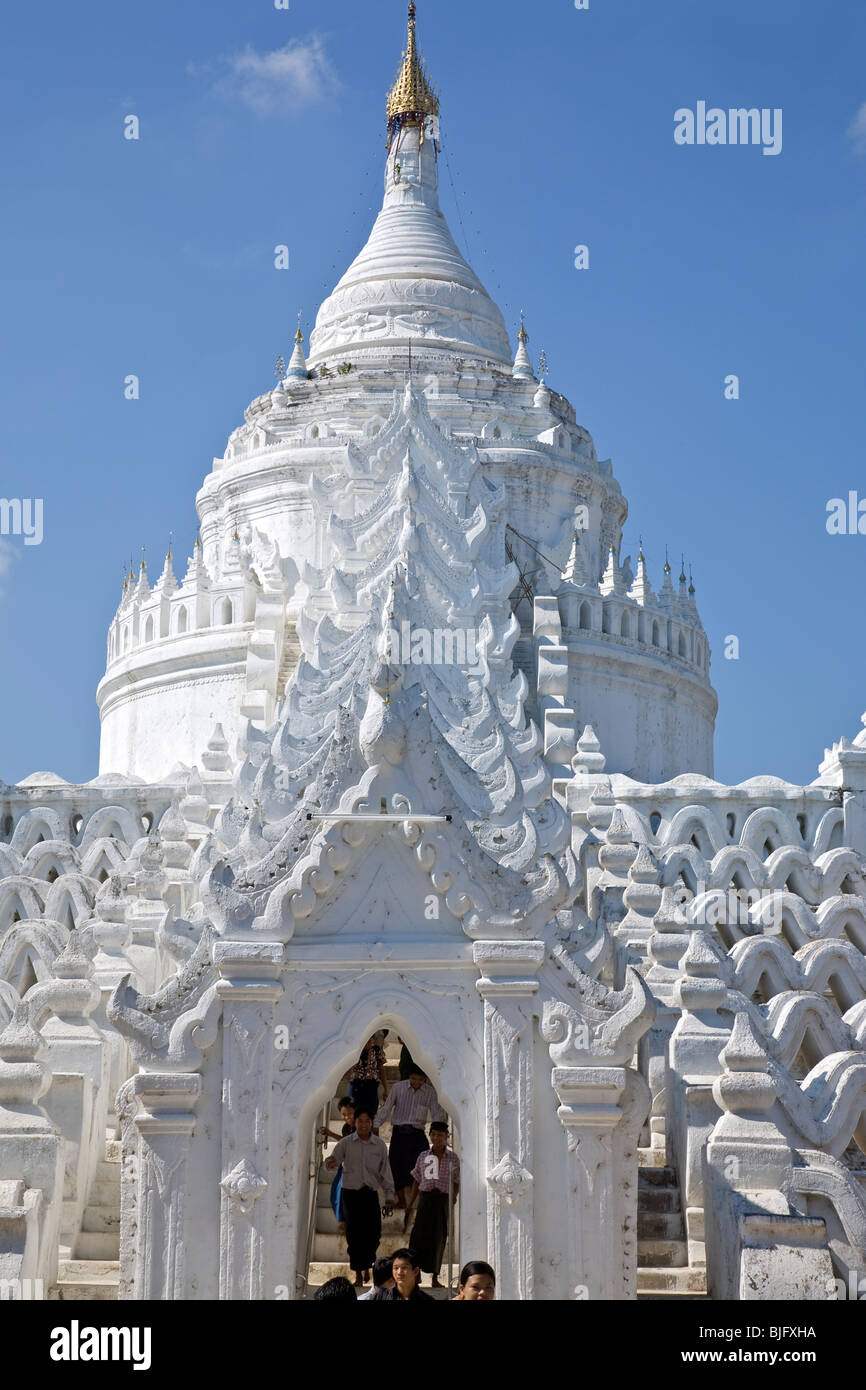 Burmese people hi-res stock photography and images - Alamy