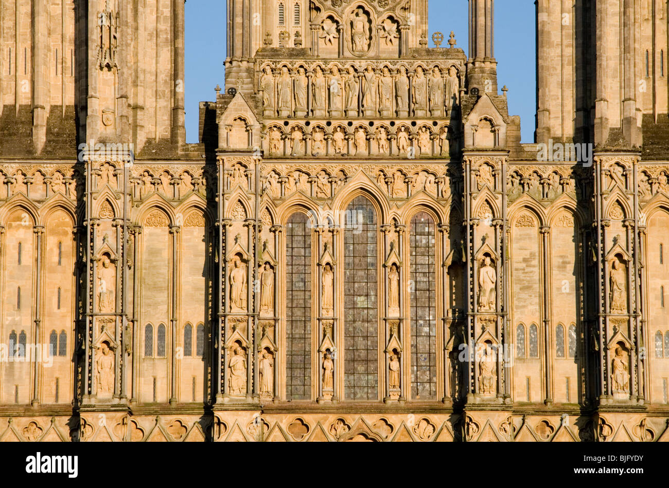 Wells cathedral towers hi-res stock photography and images - Alamy