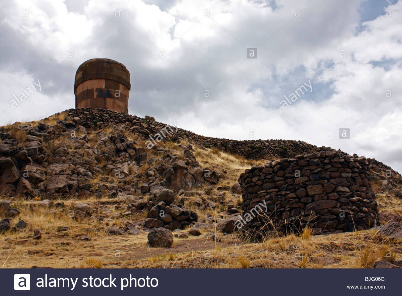 Pre Inca Peru High Resolution Stock Photography and Images - Alamy
