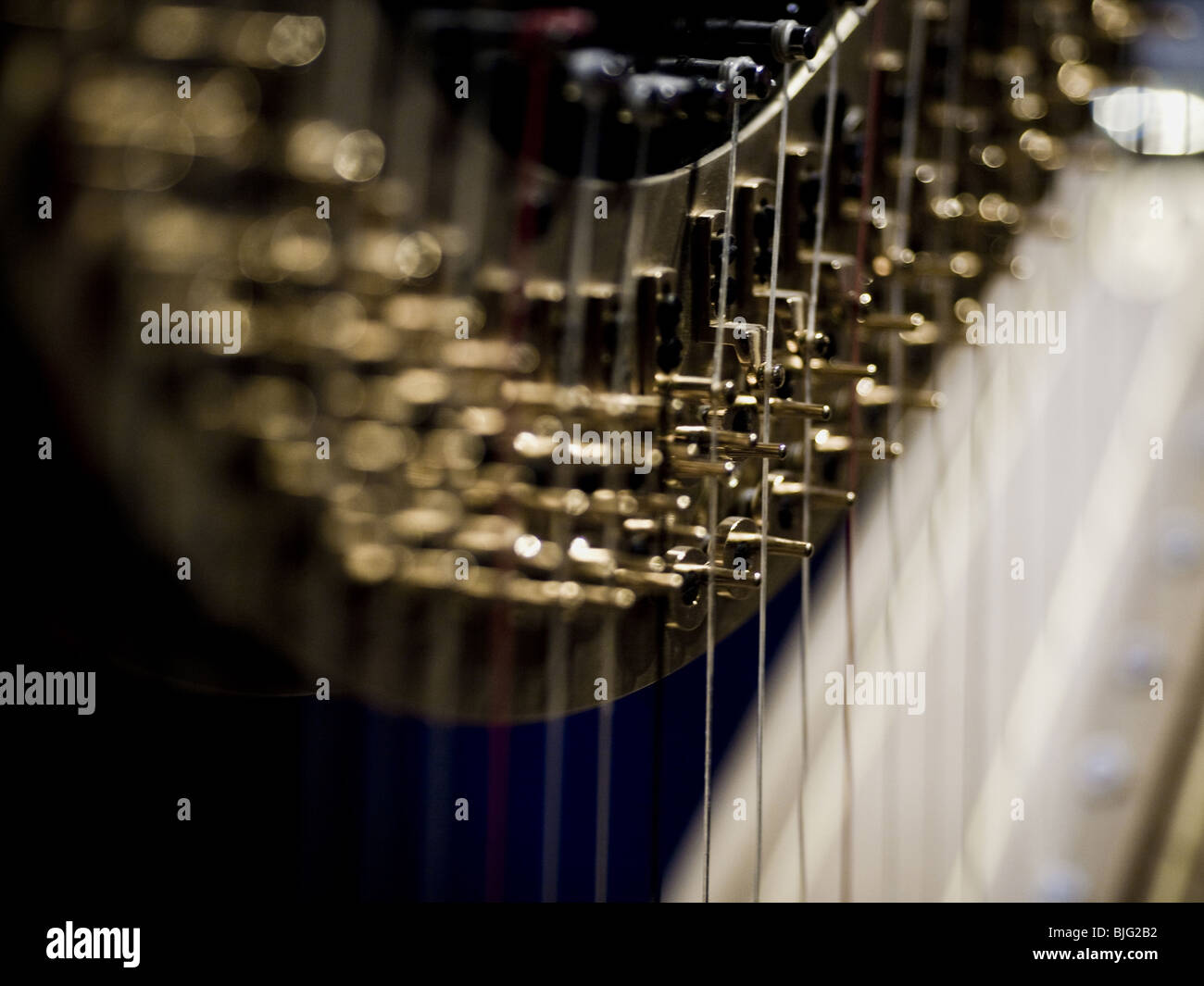 Harp close up hi-res stock photography and images - Alamy