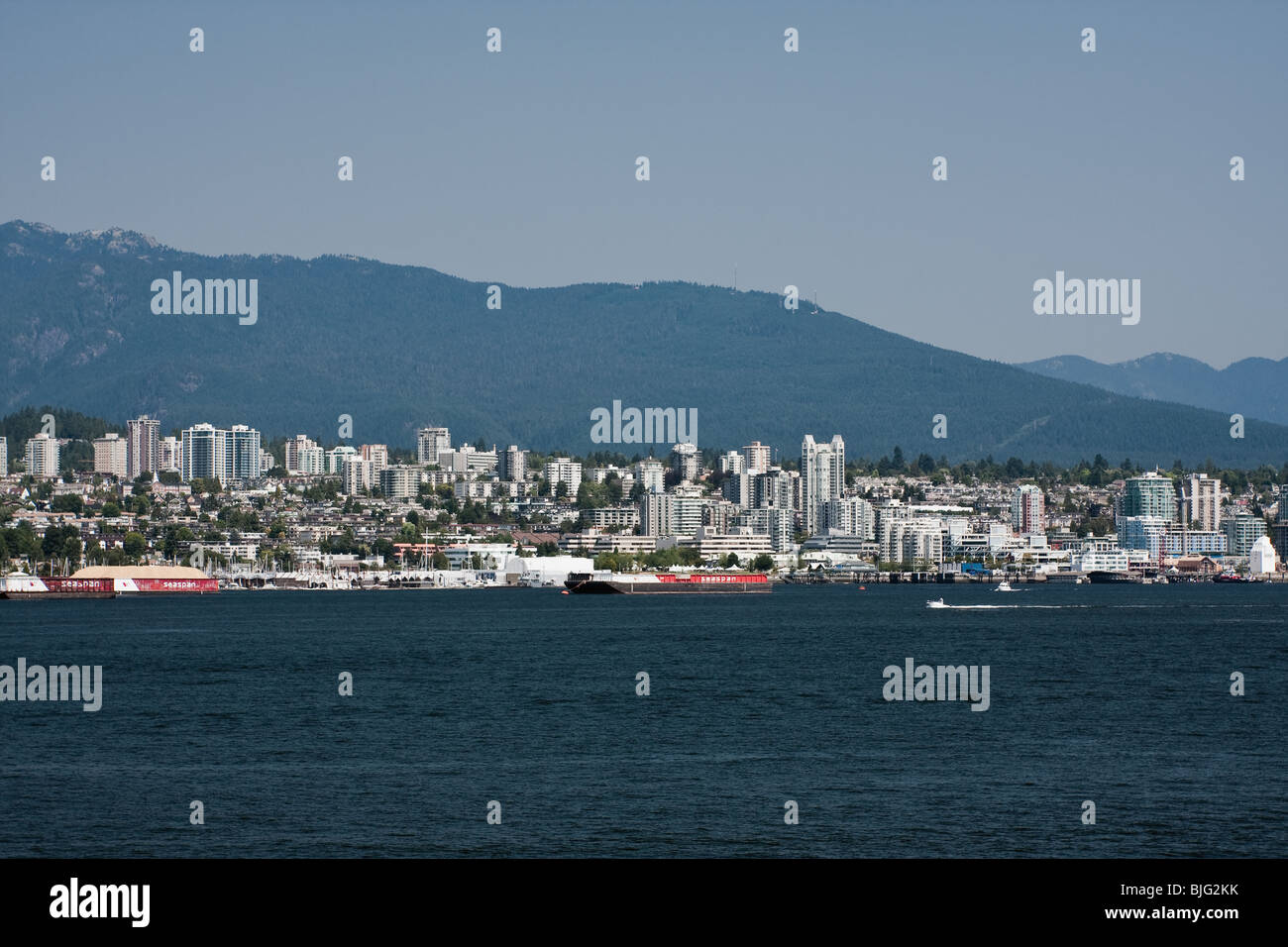 North vancouver construction hi-res stock photography and images - Alamy