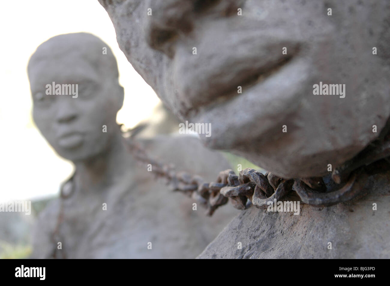 Slave chains hi-res stock photography and images - Alamy