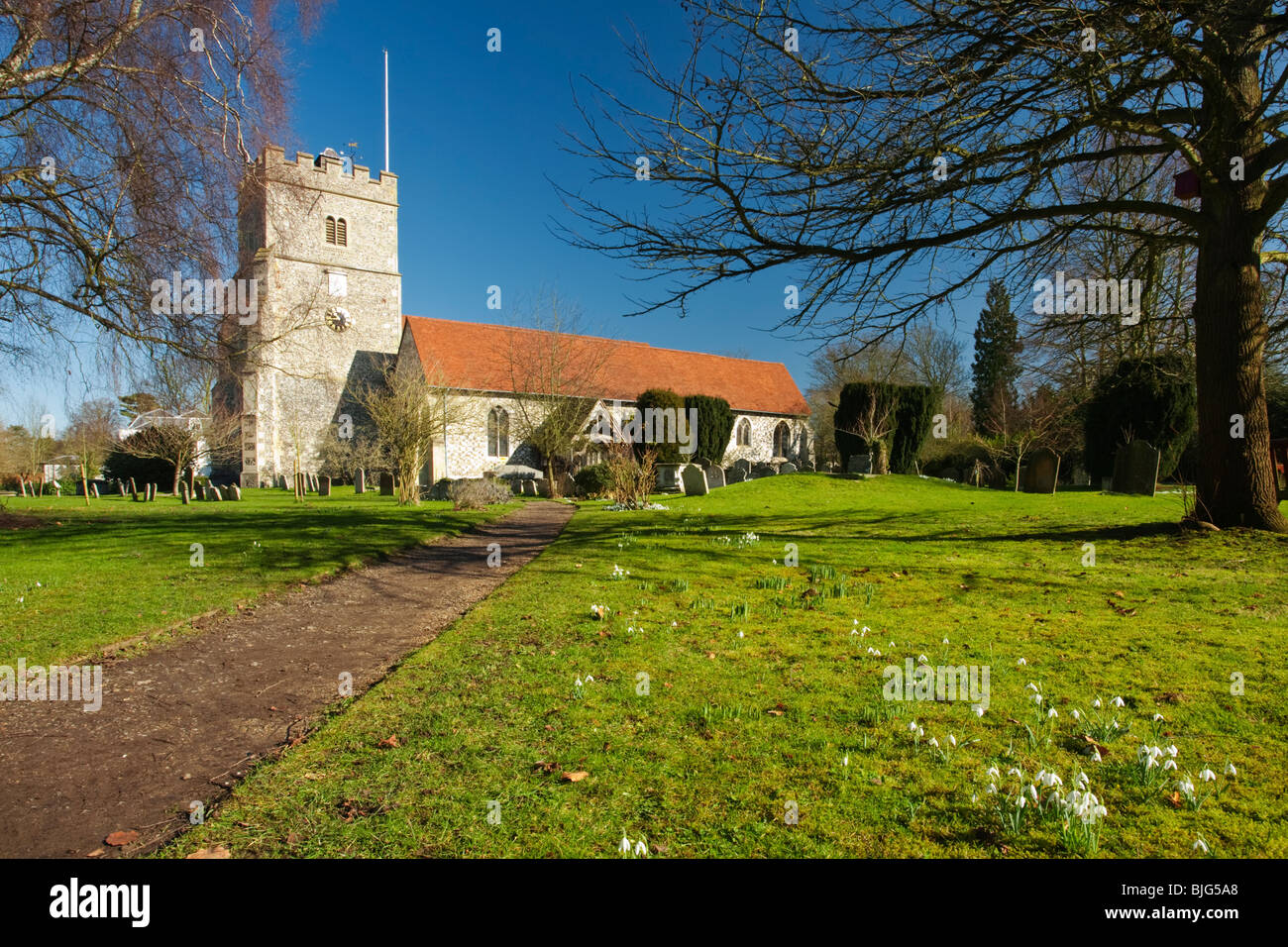 Holy Trinity Church, Cookham on Thames, Berkshire, Uk Stock Photo - Alamy