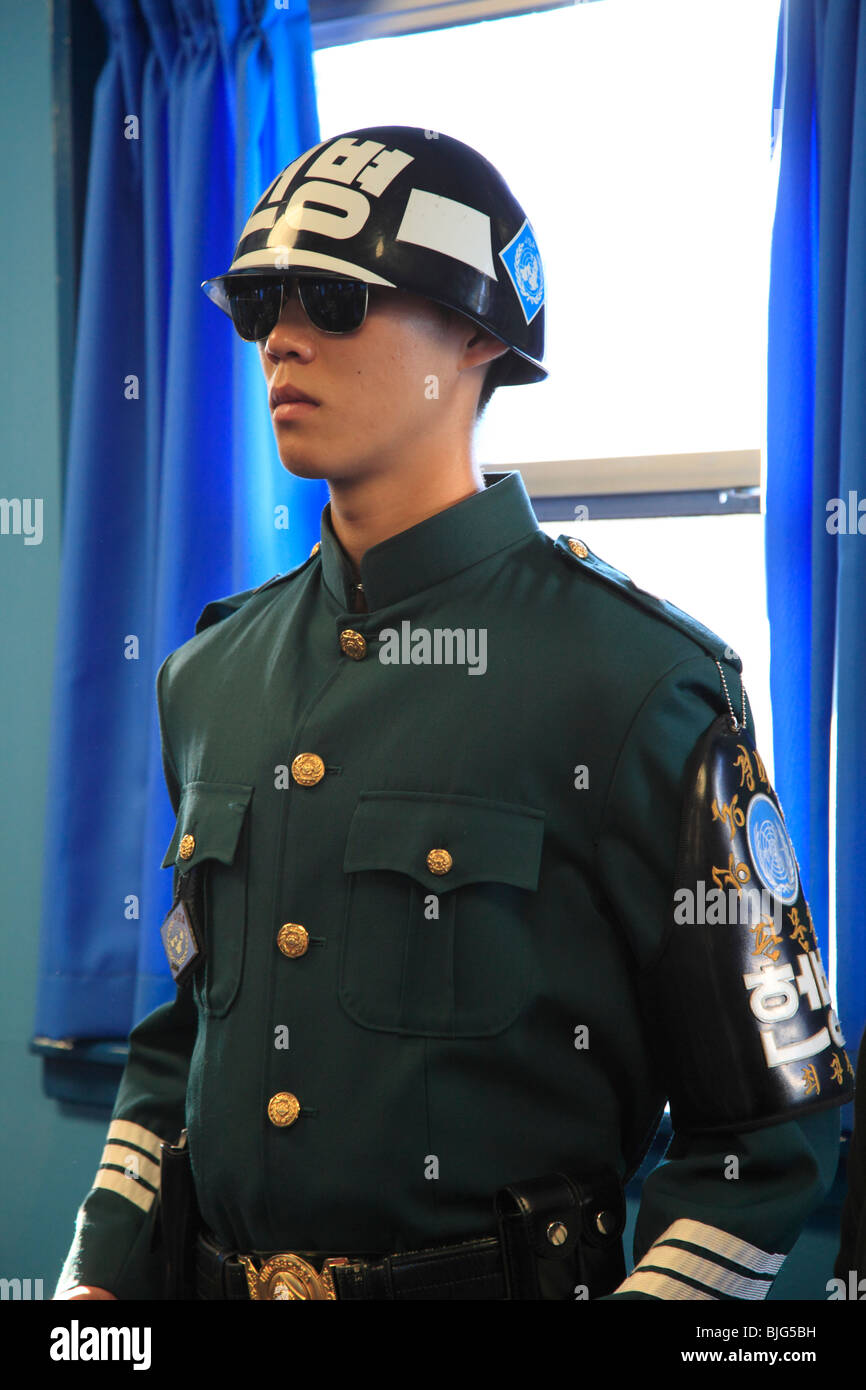 Republic of Korea Soldier Joint Security Area Panmunjom, Demilitarized ...