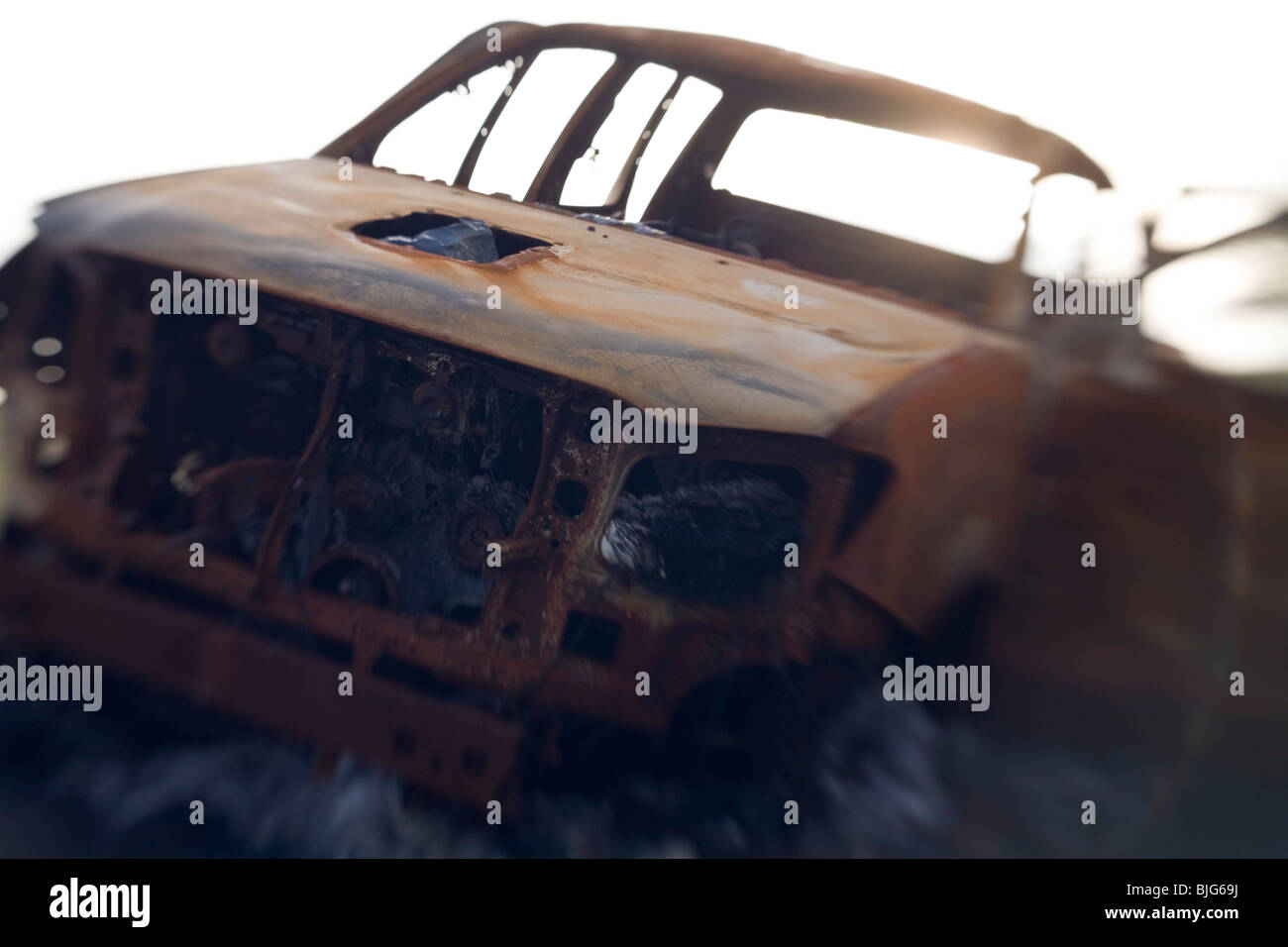 Burnt out wreck hi-res stock photography and images - Alamy