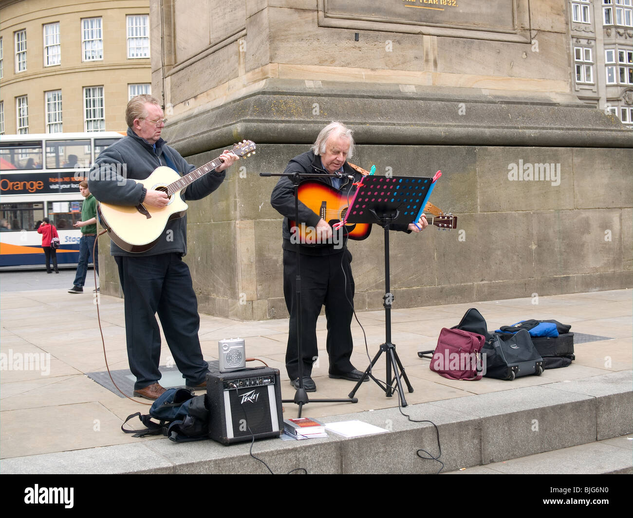 Busking senior hi-res stock photography and images - Alamy