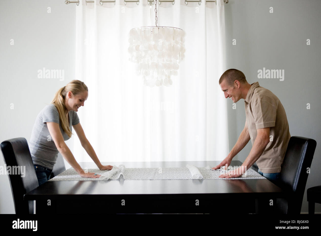 Spreading appearance hi-res stock photography and images - Alamy