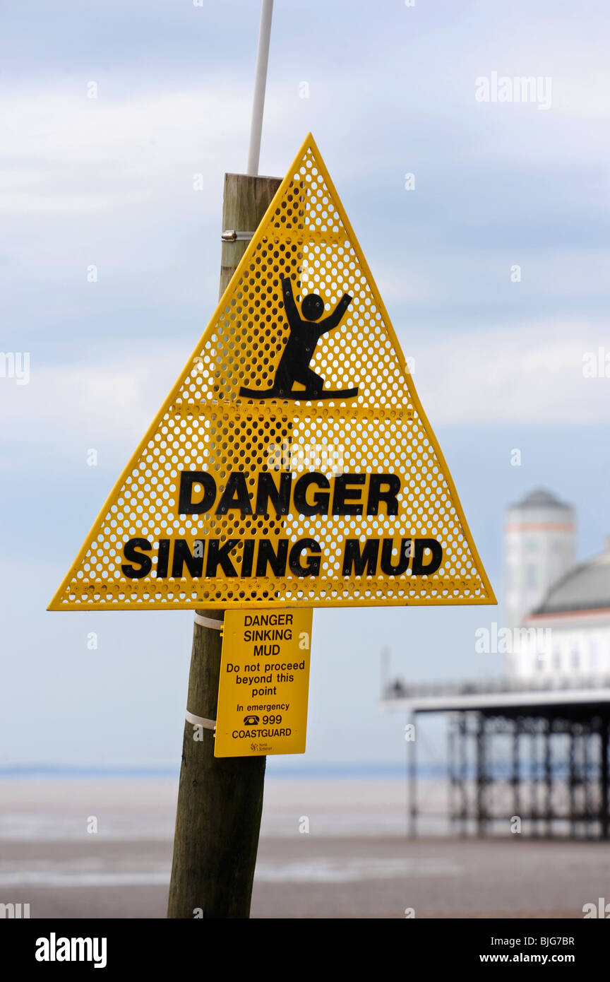 Sign warning danger quicksand hi-res stock photography and images - Alamy
