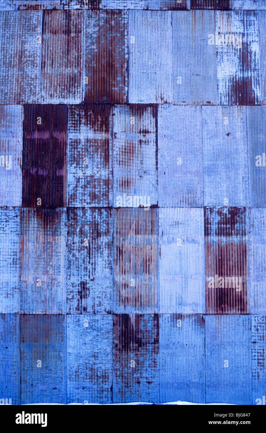 Corrugated metal pattern hi-res stock photography and images - Alamy